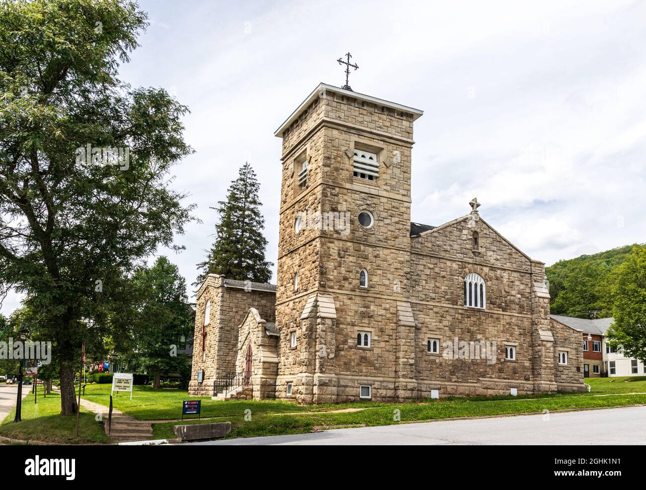 SMETHPORT, PA, USA-15 AUGUST 2021: St. Luke's Episcopal Church, with ...