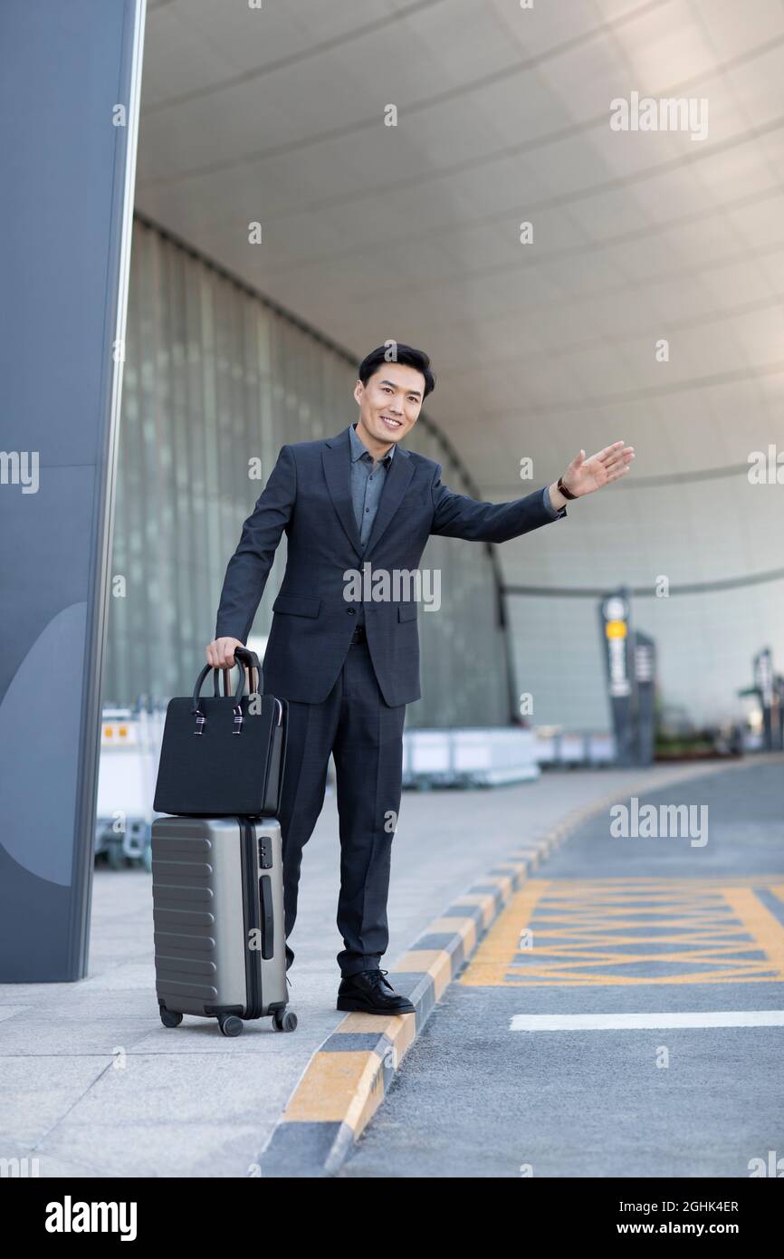 Airport taxi waiting area hi-res stock photography and images - Alamy