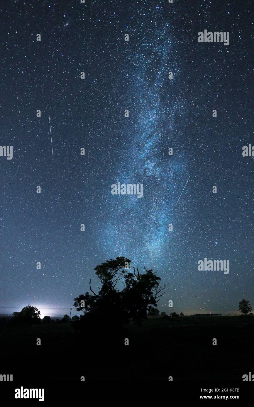 Nearly nightime hi-res stock photography and images - Alamy