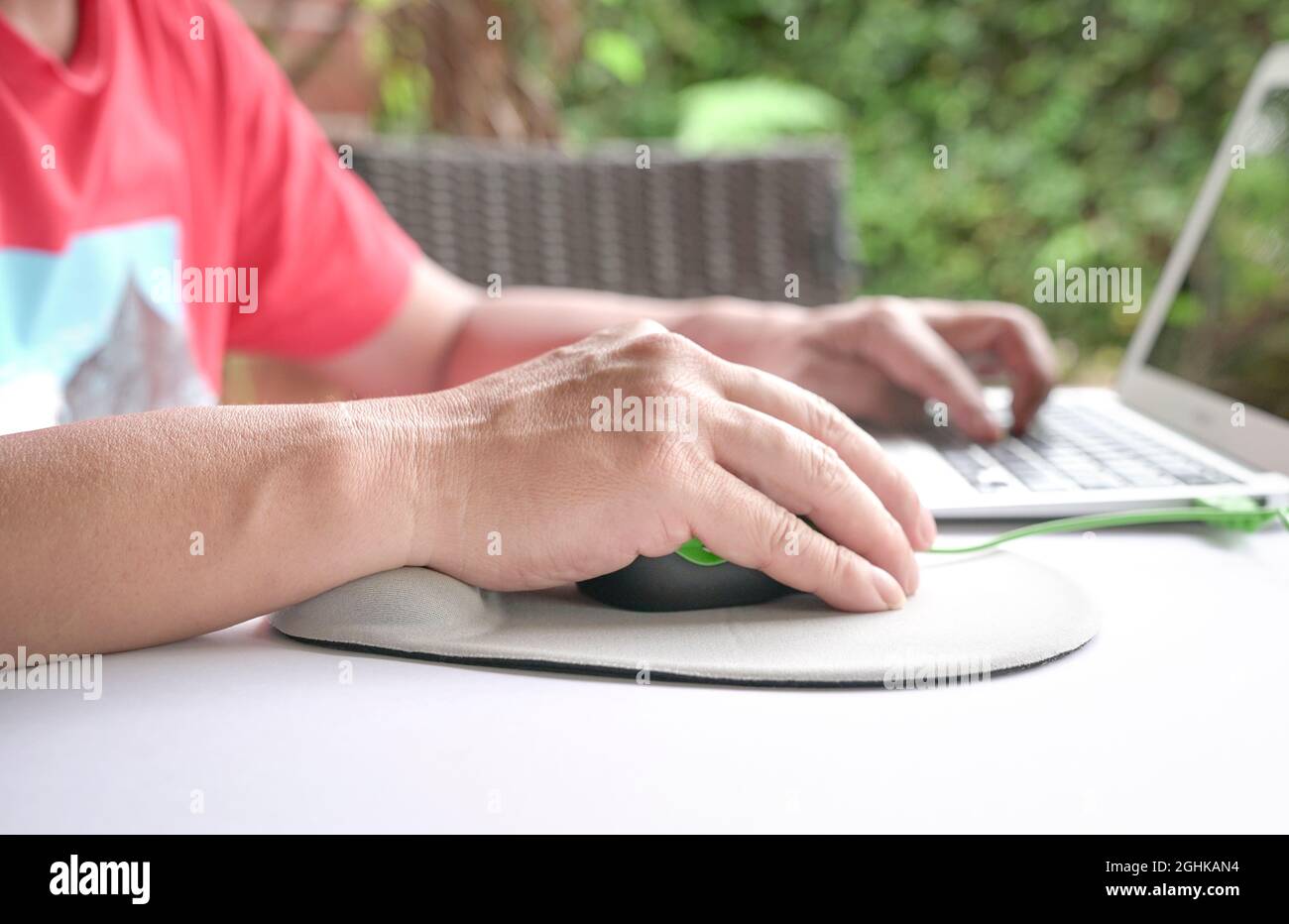 Clicking fingers hi-res stock photography and images - Alamy