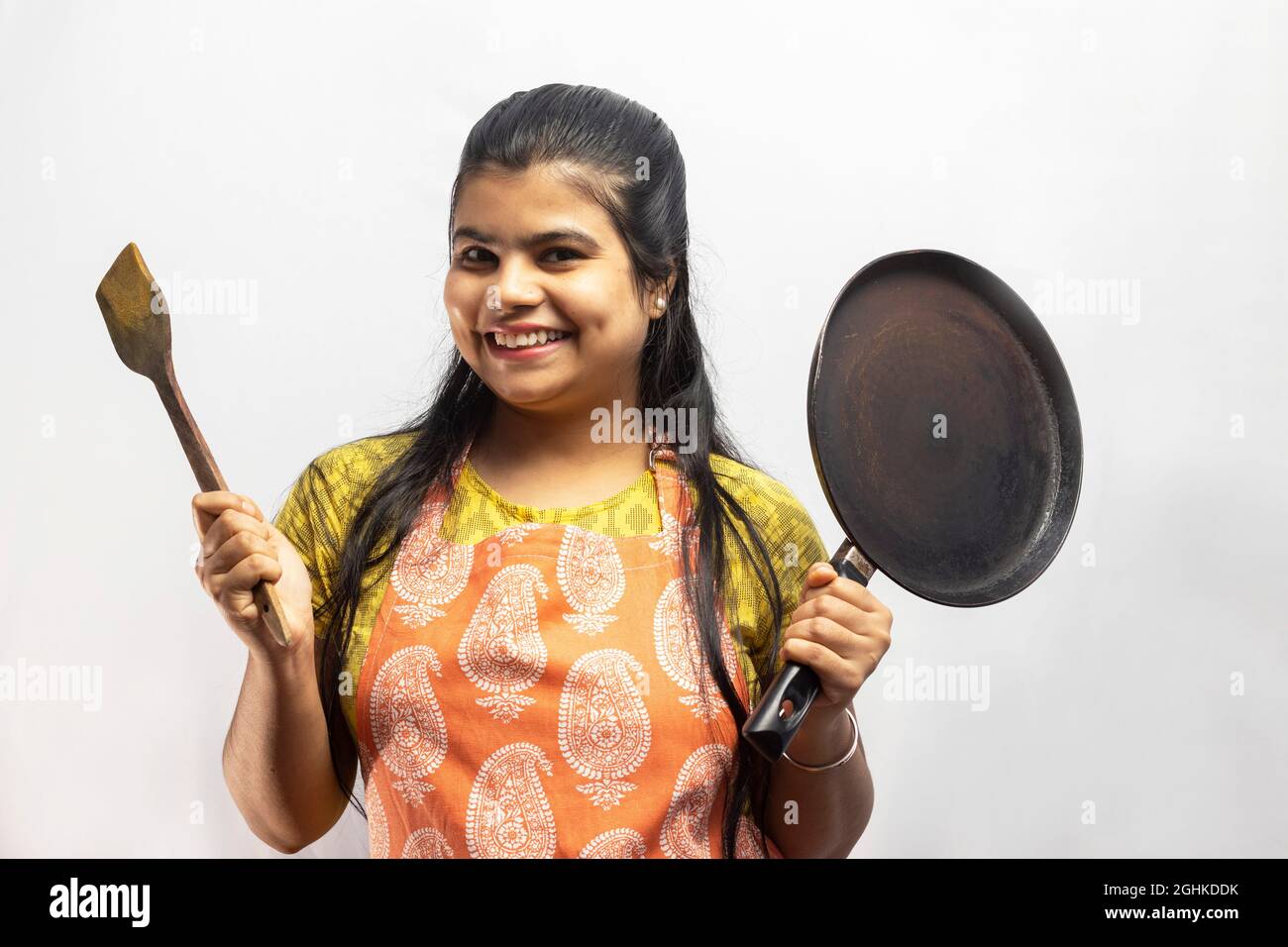 Indian lady cooking hi-res stock photography and images - Alamy