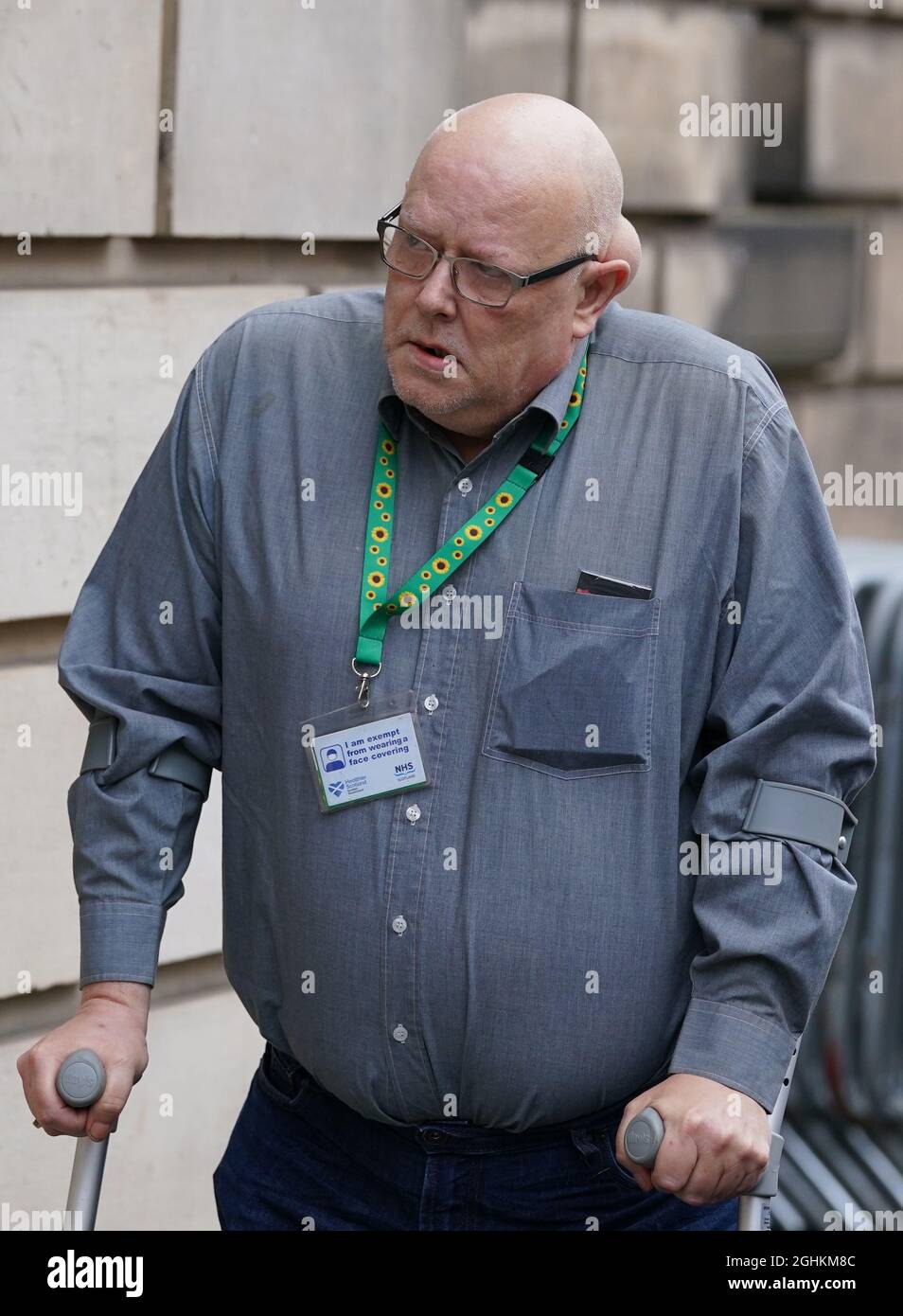 Gordon Yuill, the father of John Yuill, arriving for a hearing in the ...