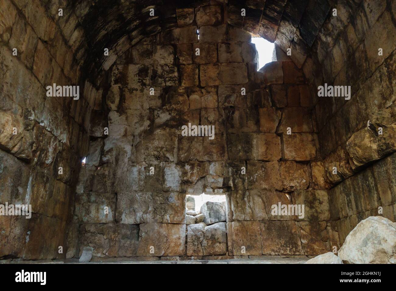 Family mausoleum interior hi-res stock photography and images - Alamy