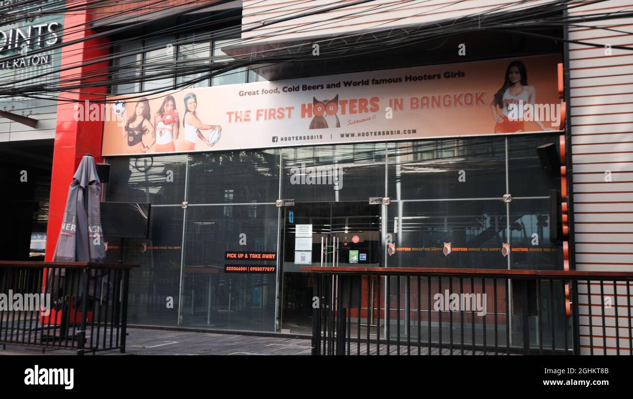 The First Hooters in Sukhumvit Soi 15, Khlong Toei Nuea, Watthana ...