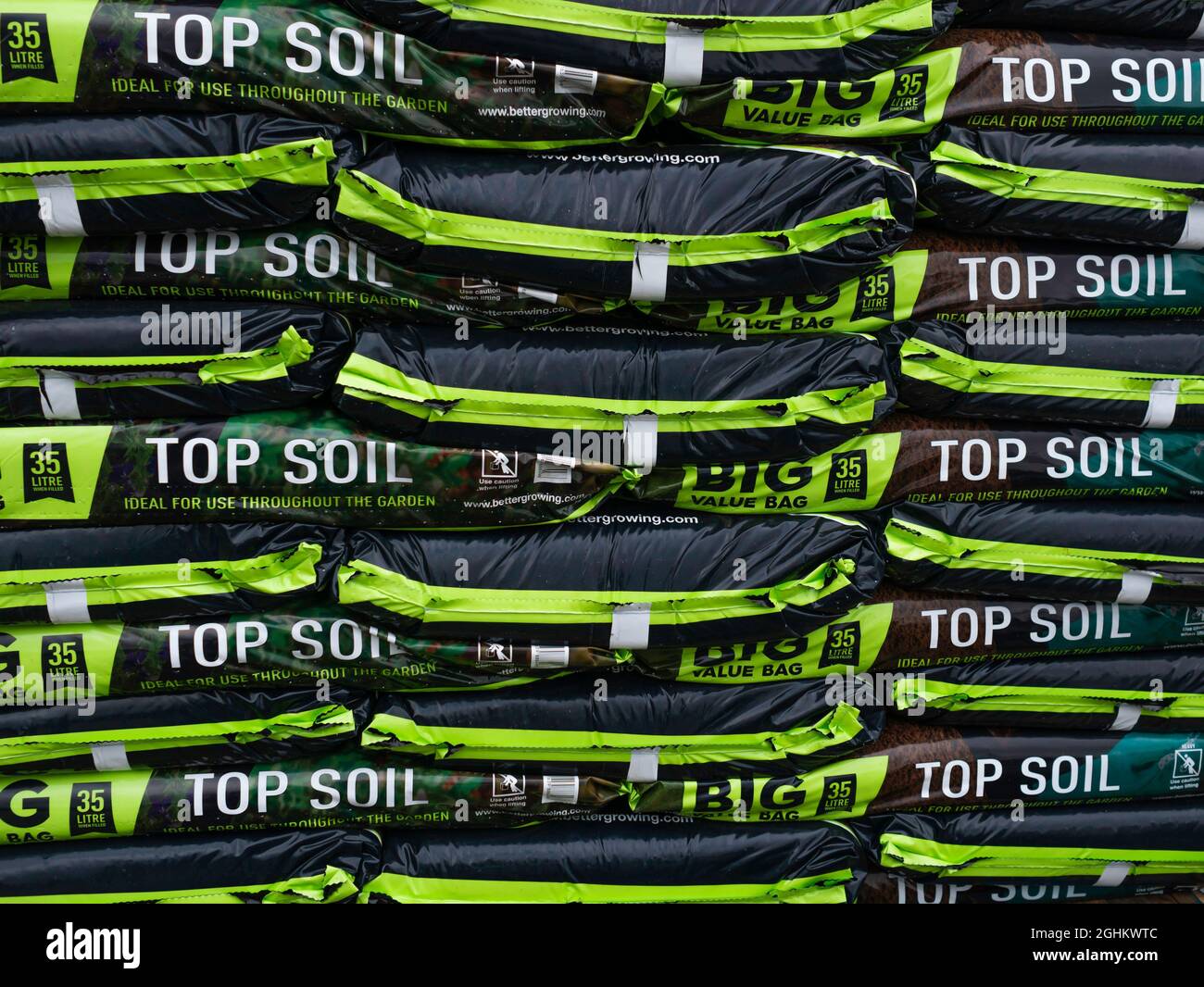 Top soil hi-res stock photography and images - Alamy