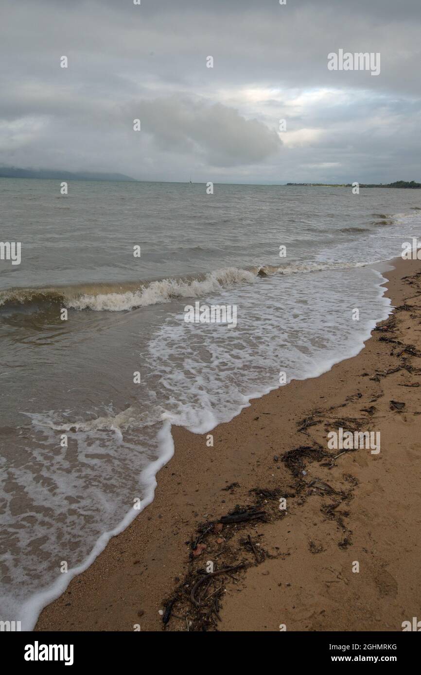 Views of beachfront/coastline at Cardwell, Queensland view to ...