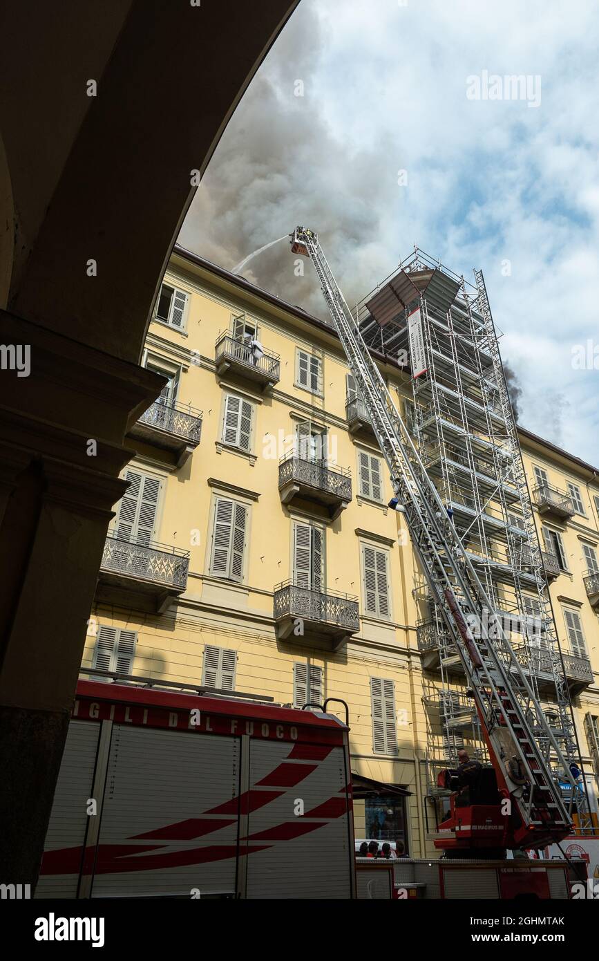Fire in Turin destroys historic palace opposite Porta Nuova train ...