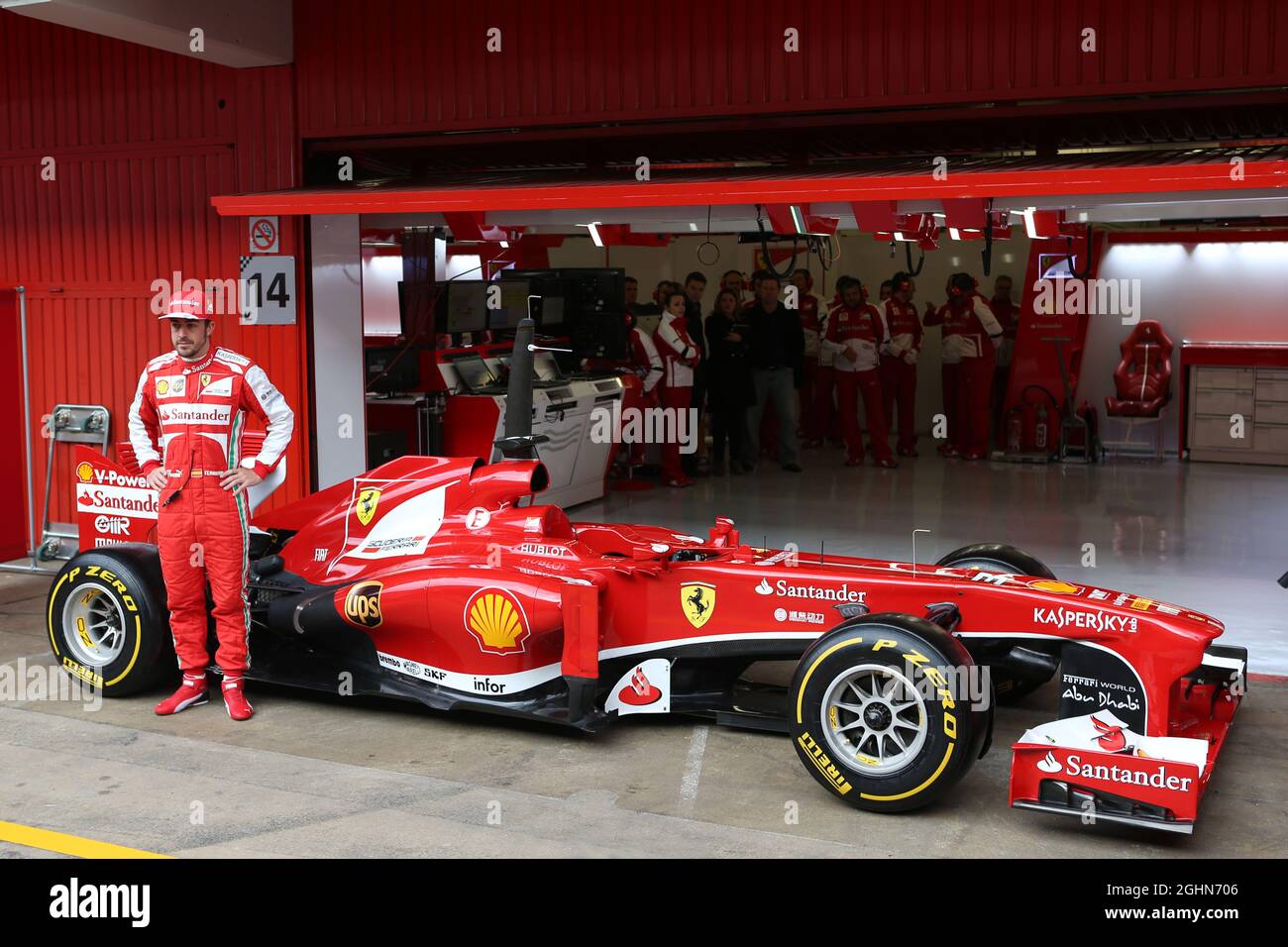Fernando Alonso (ESP) Ferrari with the Ferrari F138. 19.02.2013 ...