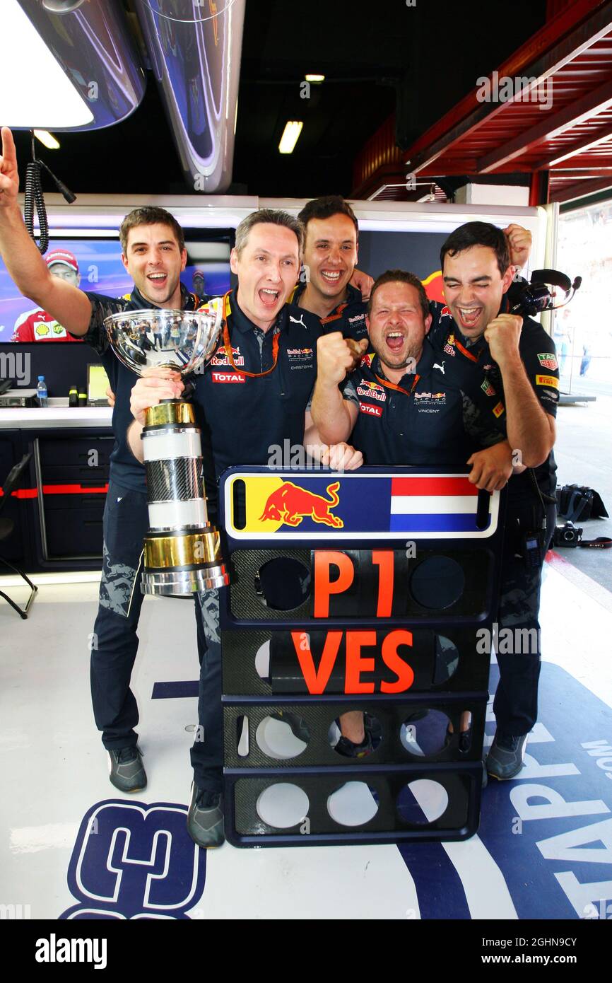 The Red Bull Racing celebrate victory for Max Verstappen (NLD) Red Bull ...