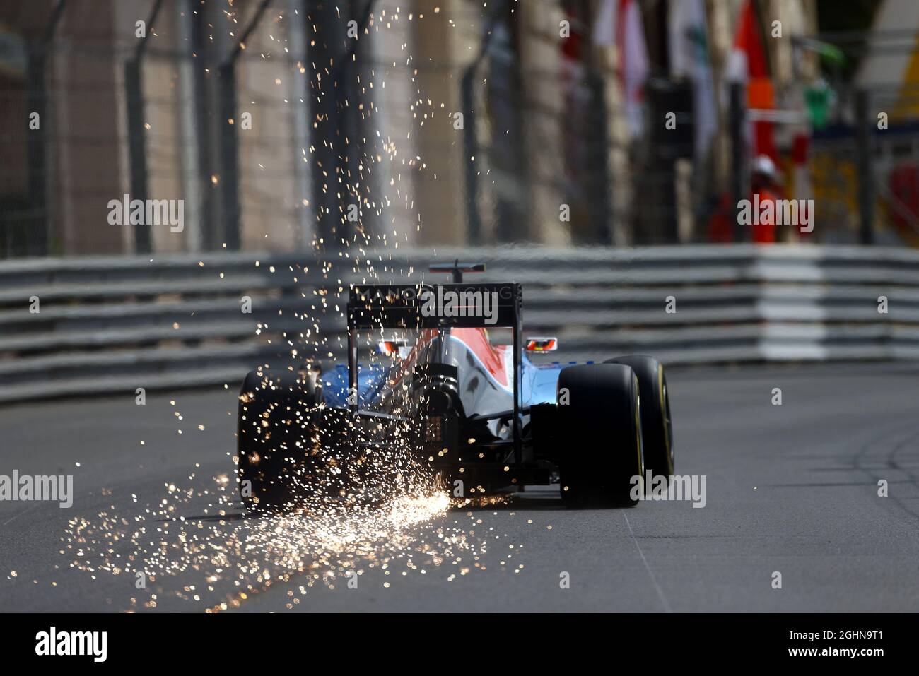 Rio Haryanto (IDN) Manor Racing MRT05 sends sparks flying. 26.05.2016 ...
