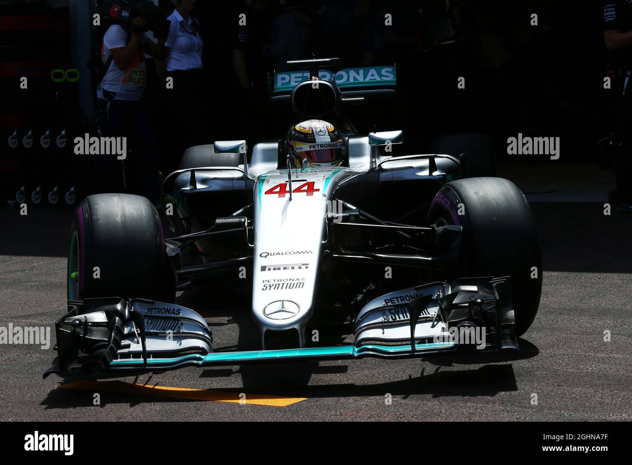 Lewis Hamilton (GBR) Mercedes AMG F1 W07 Hybrid leaves the pits. 28.05. ...