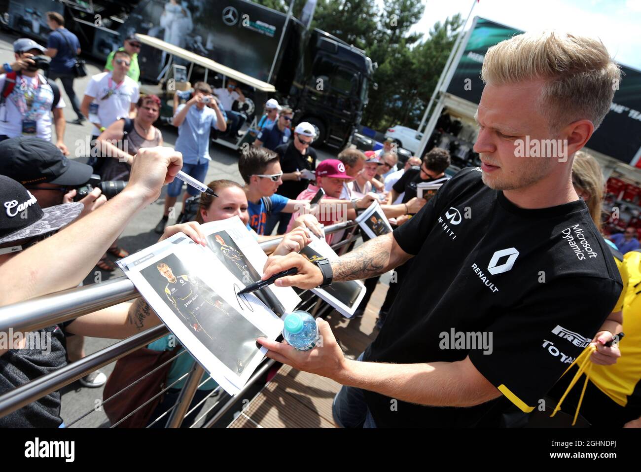 Renault sport f1 team fans banner hi-res stock photography and images ...