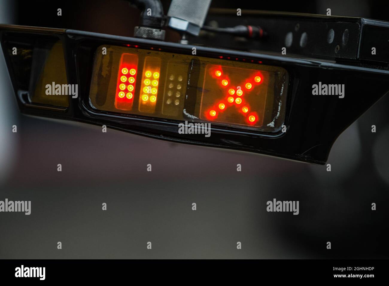 Haas f1 team pit stop light system hi-res stock photography and images ...