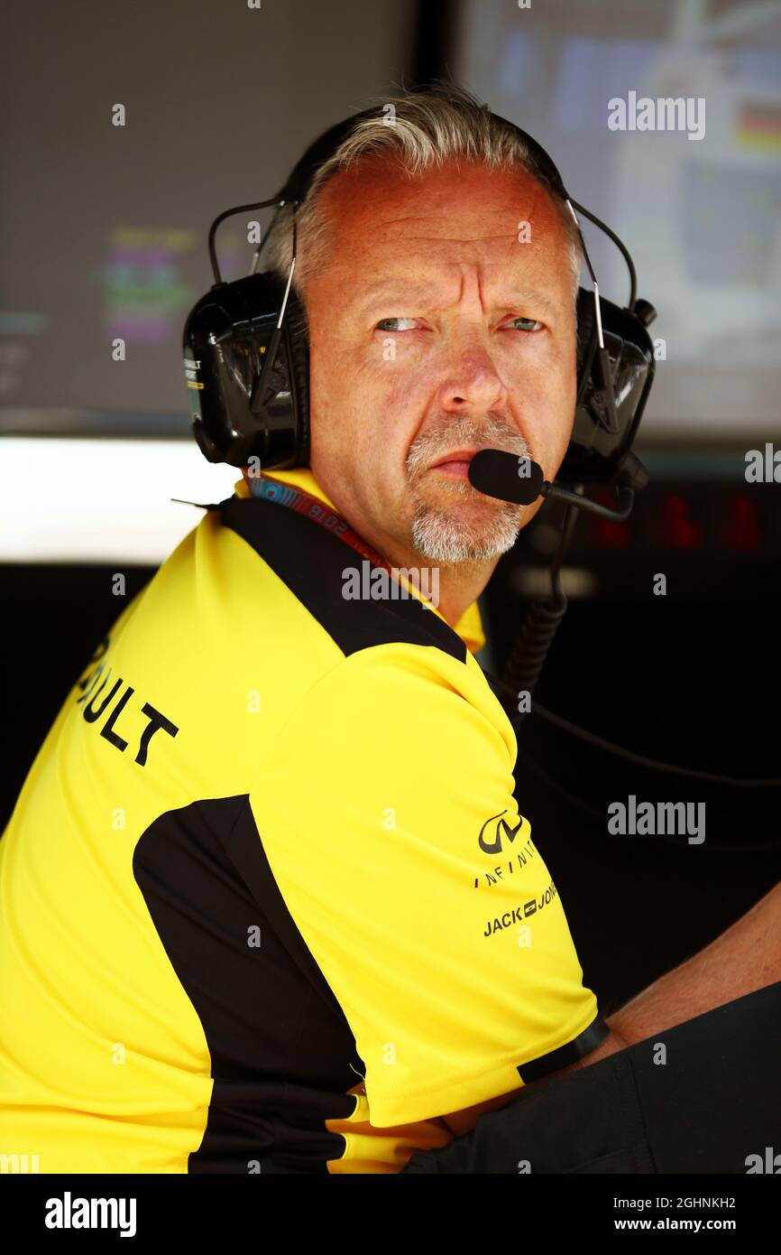 Paul seaby hi-res stock photography and images - Alamy