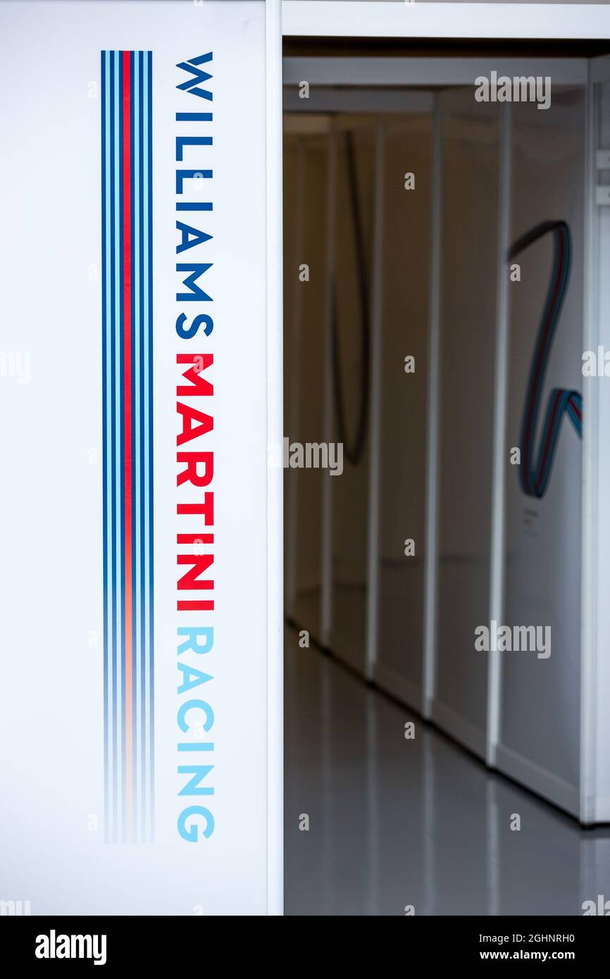 Williams f1 logo hi-res stock photography and images - Alamy