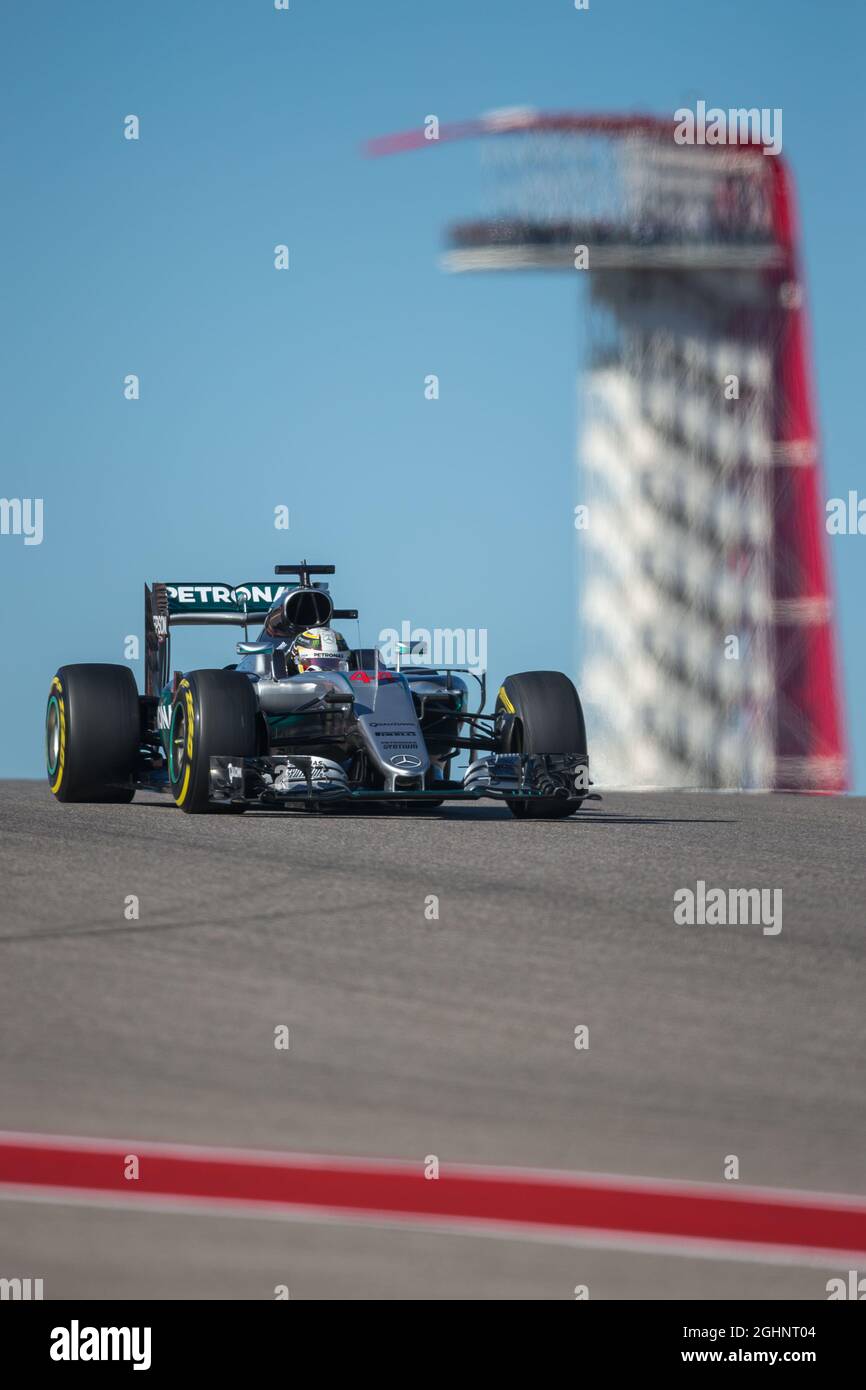 Lewis Hamilton (GBR) Mercedes AMG F1 W07 Hybrid. 22.10.2016. Formula 1 ...