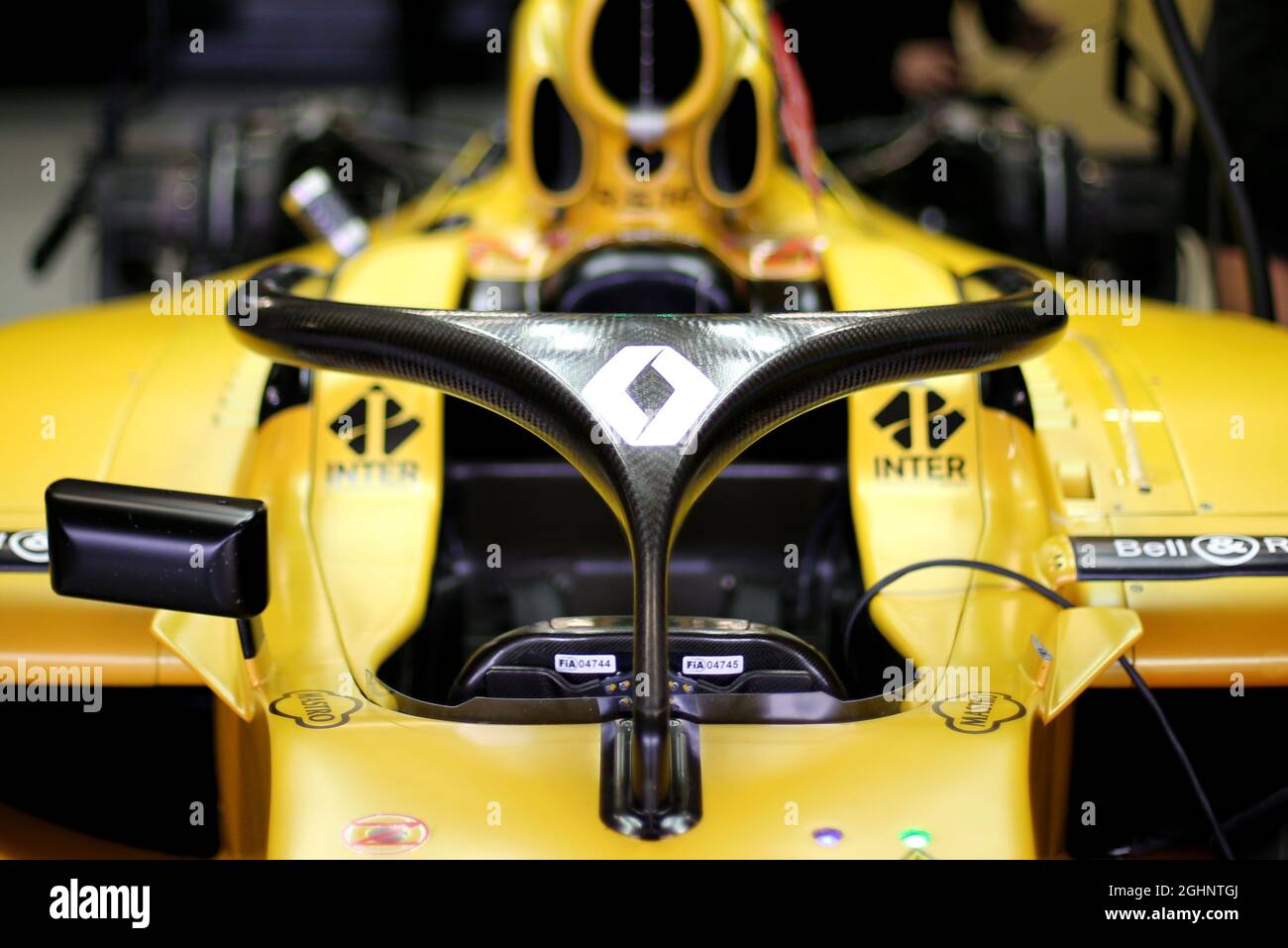 Renault Sport F1 Team RS16 with the Halo cockpit cover. 27.10.2016 ...