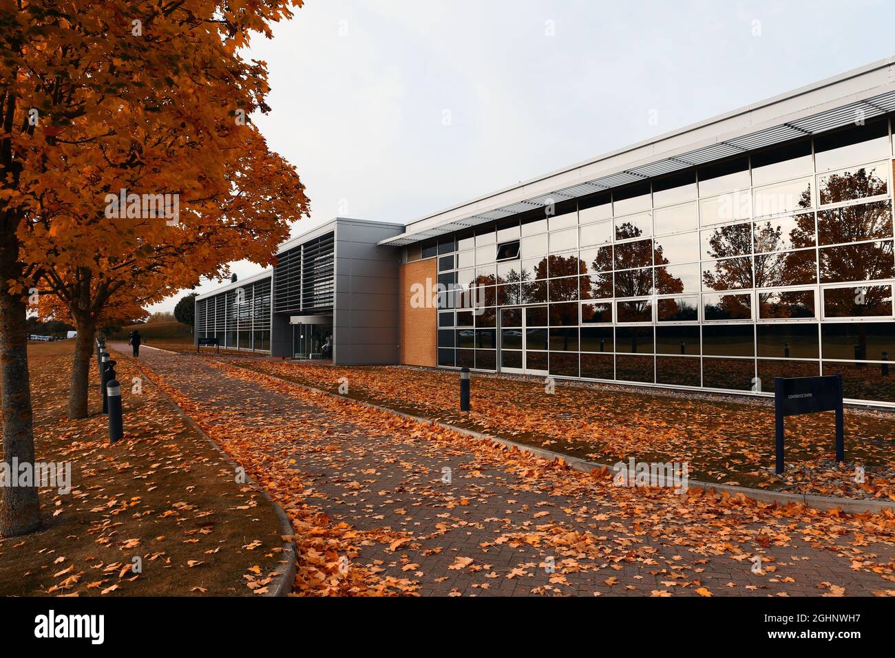 Williams f1 grove hi-res stock photography and images - Alamy