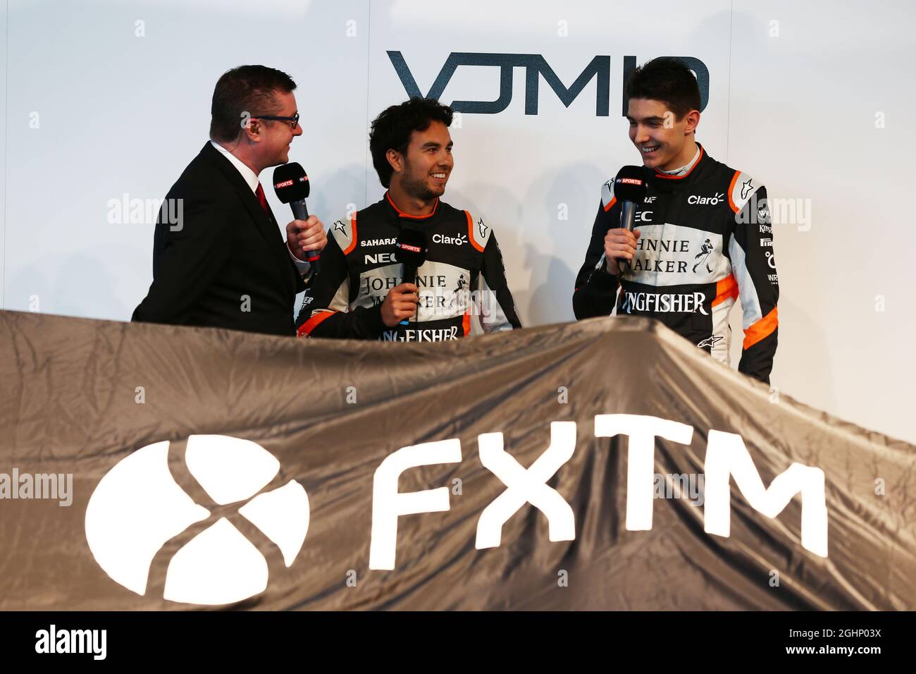 Sky sports commentator david croft hi-res stock photography and images ...