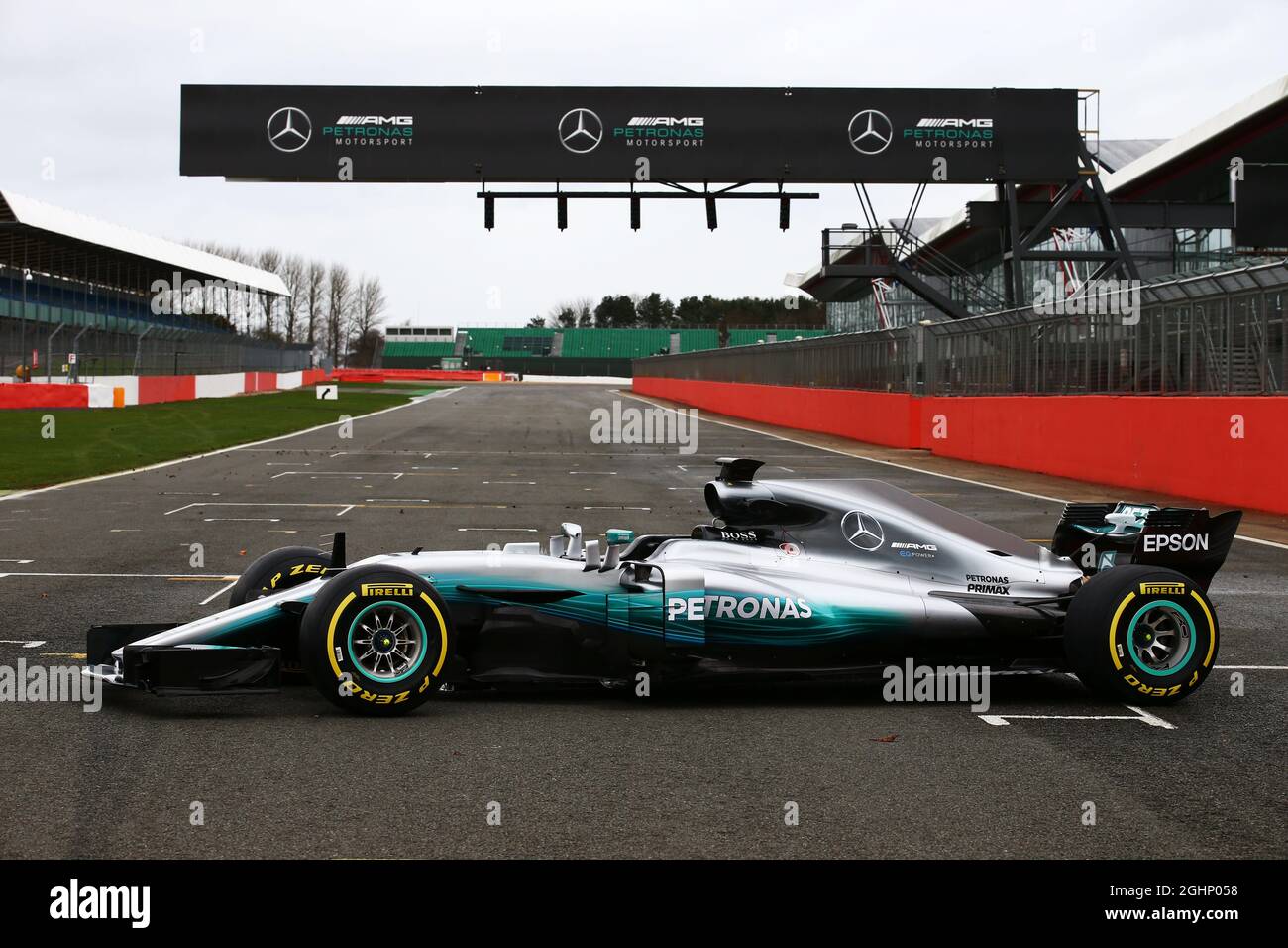 Mercedes amg f1 w08 launch hi-res stock photography and images - Alamy
