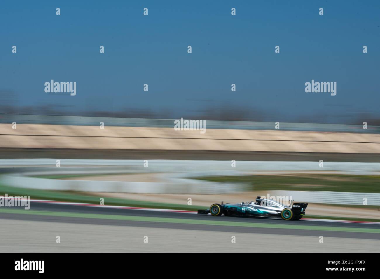 Mercedes amg f1 w07 hybrid hi-res stock photography and images - Alamy