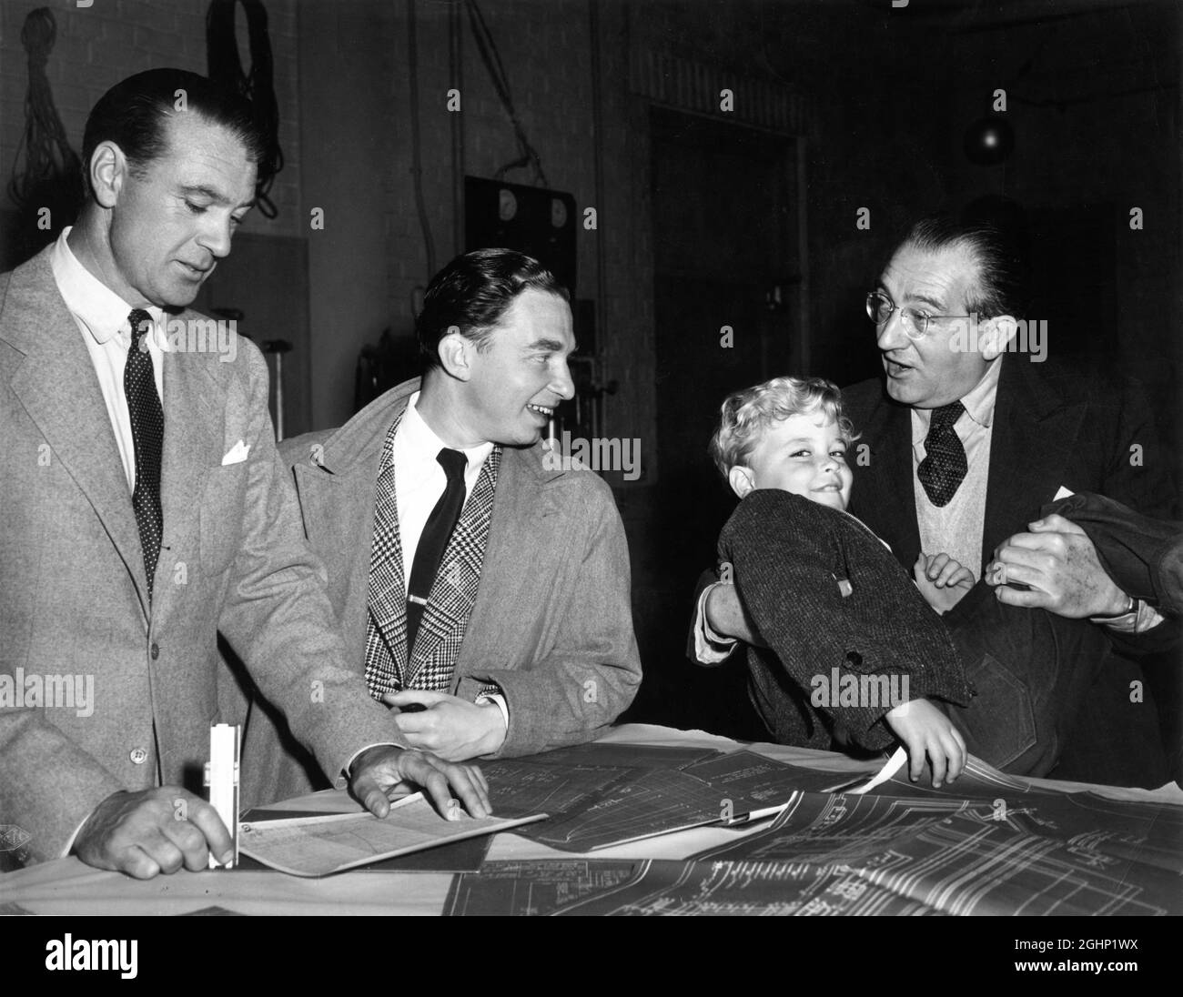 GARY COOPER Producer MILTON SPERLING LARRY OLSEN and Director FRITZ ...