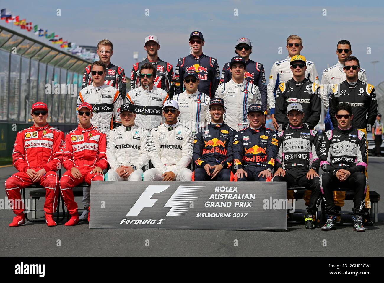 Formula 1 2017 start hi-res stock photography and images - Alamy