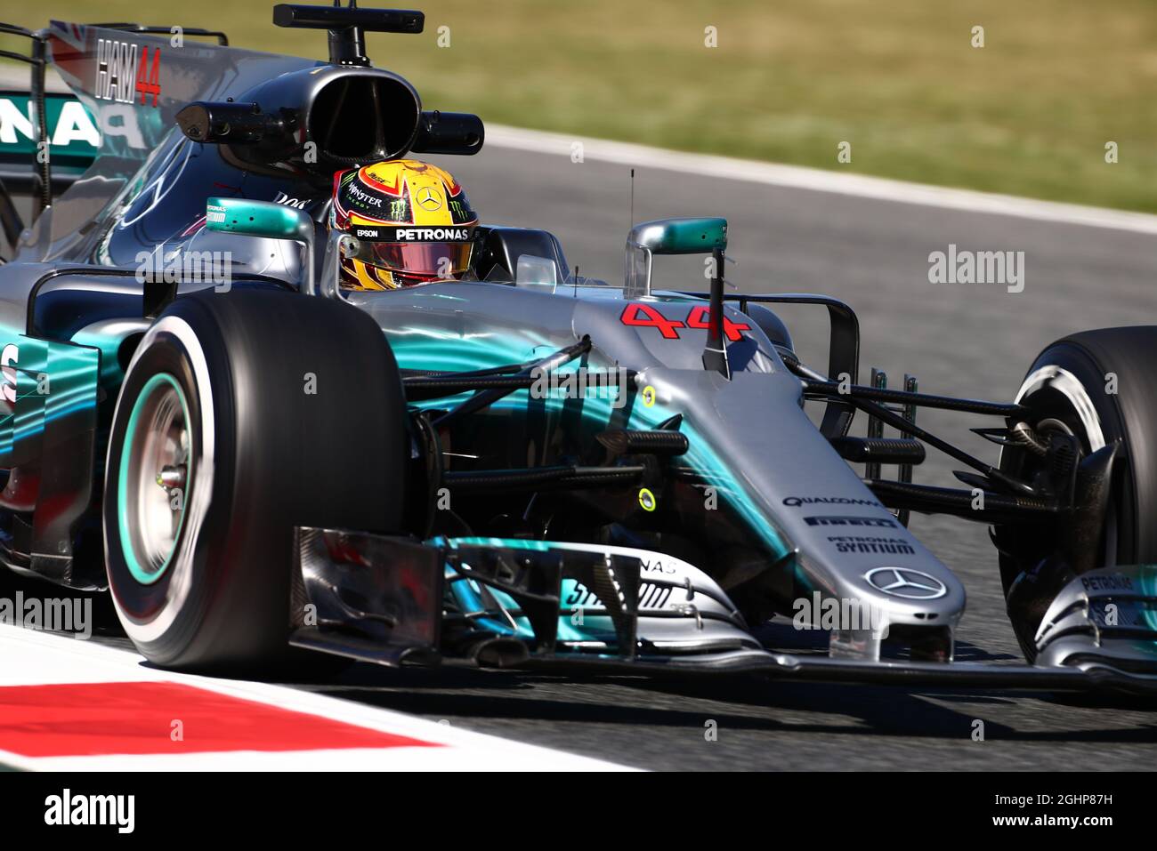Mercedes amg f1 w08 de lewis hamilton hi-res stock photography and ...