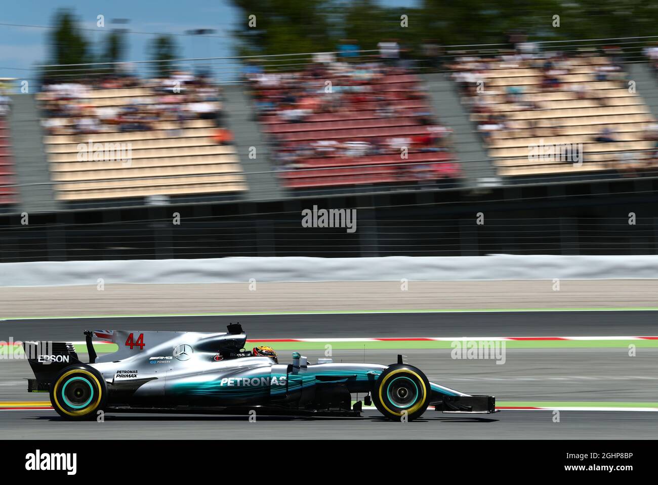 Mercedes amg f1 w08 de lewis hamilton hi-res stock photography and ...