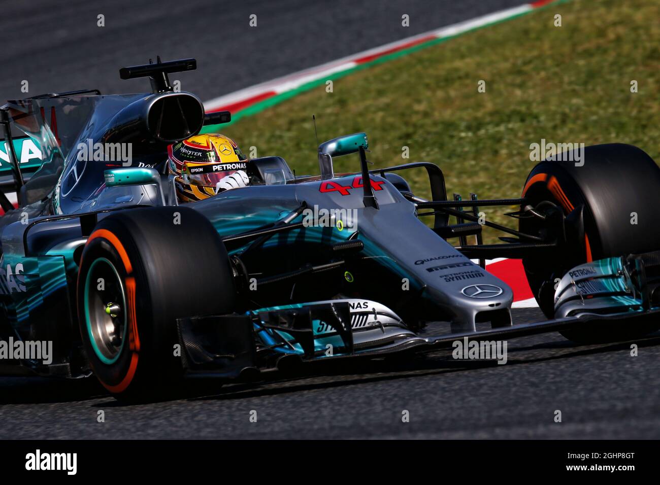 Mercedes amg f1 w08 de lewis hamilton hi-res stock photography and ...