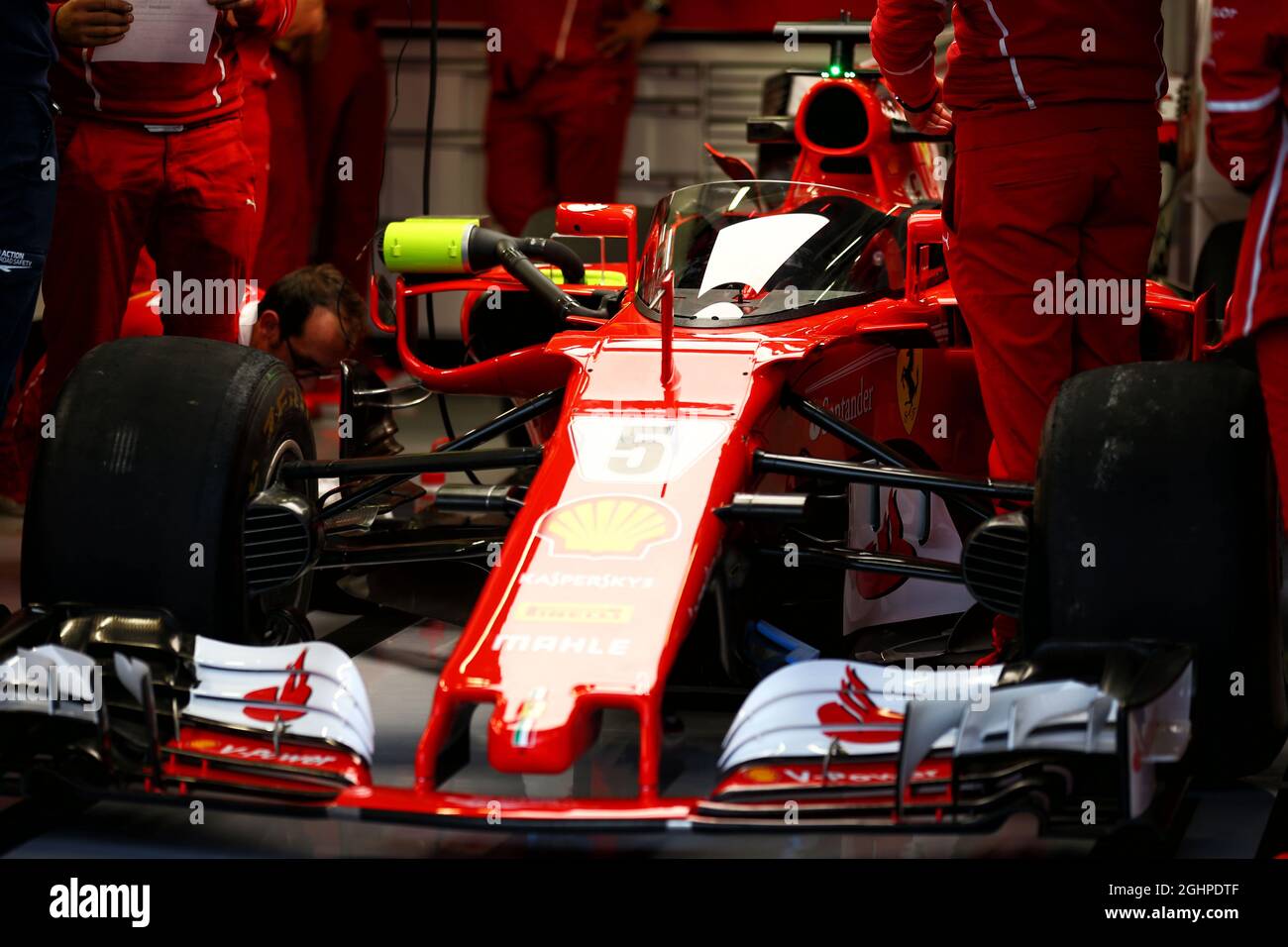 Formel 1 ferrari cockpit hi-res stock photography and images - Alamy