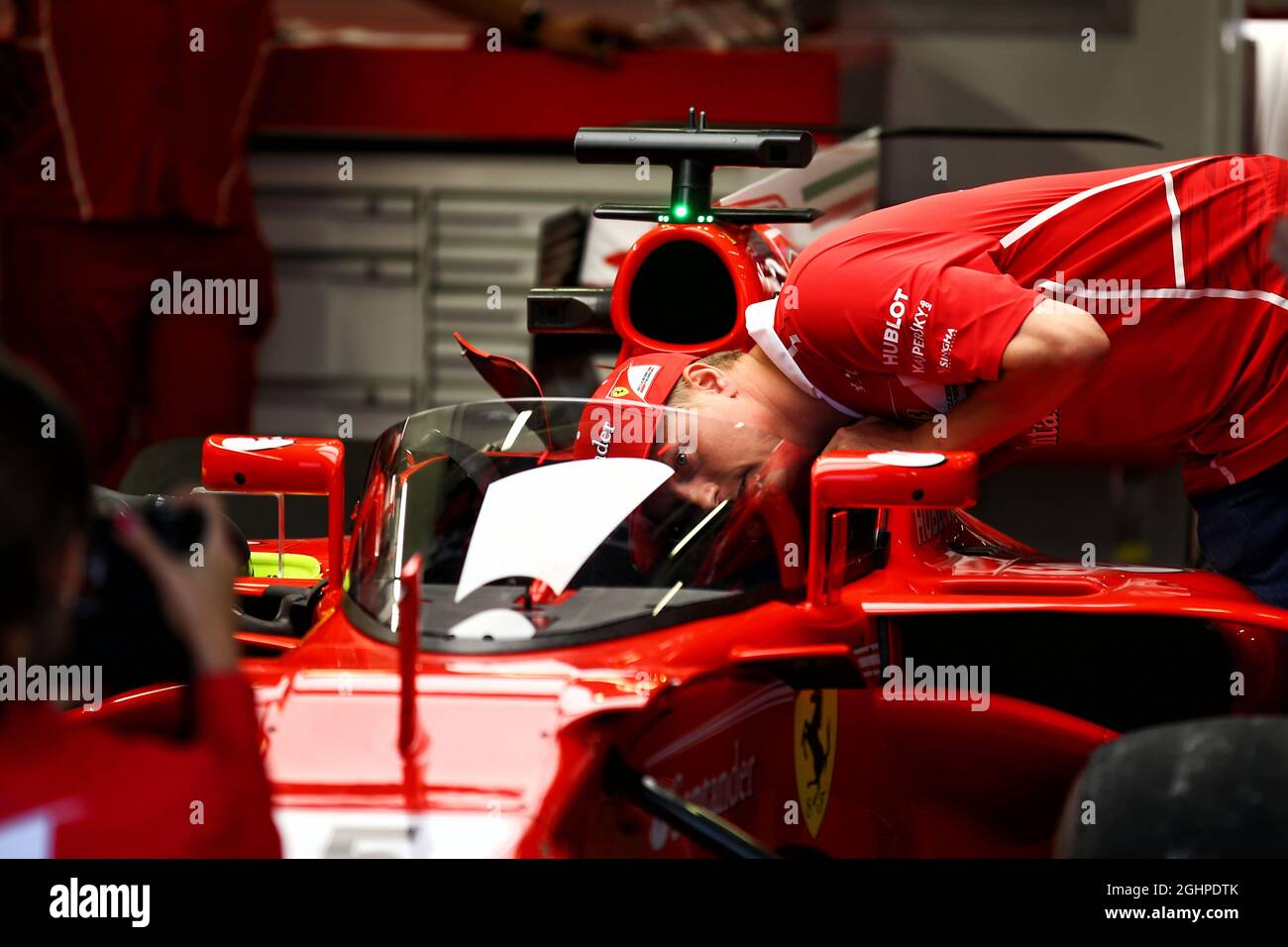 Formel 1 ferrari cockpit hi-res stock photography and images - Alamy