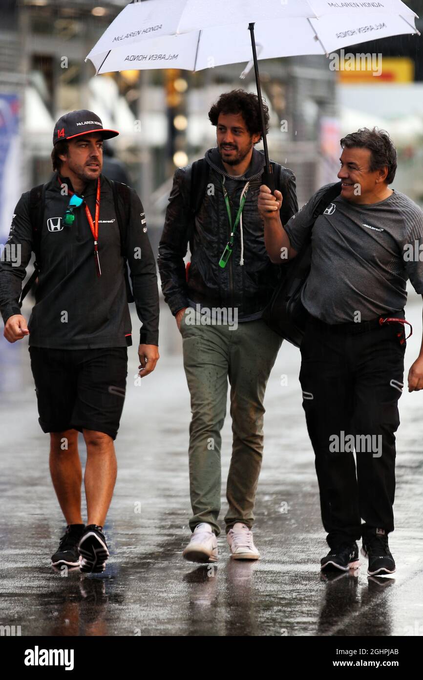 Formula one motor racing italian grand prix paddock day monza hi-res ...