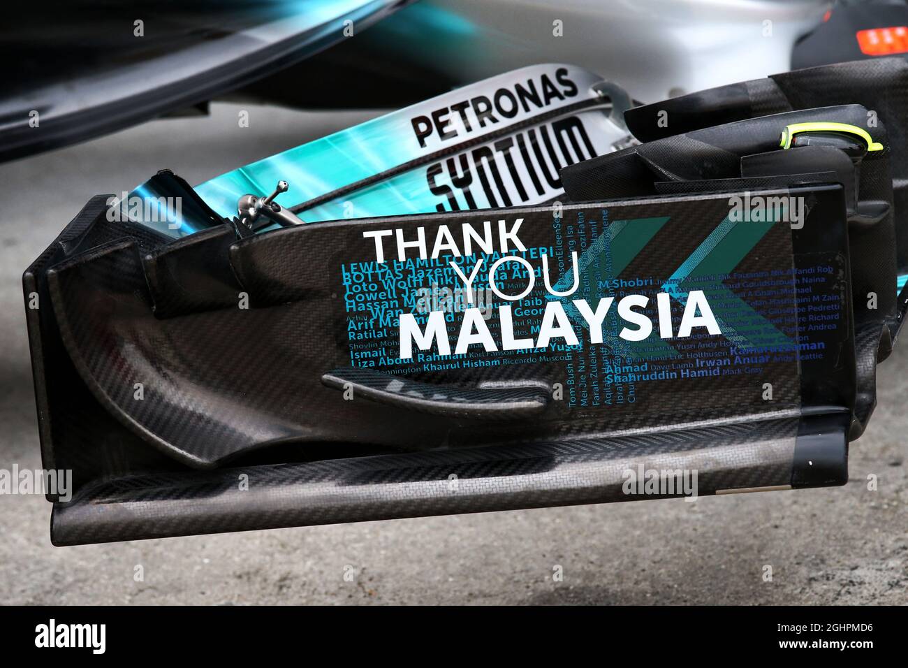The Mercedes AMG F1 W08 front wing thanks Malaysia as it hosts its final F1 Grand Prix. 28.09. ...