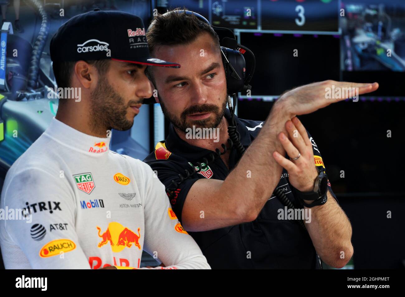 Red bull racing simon rennie hi-res stock photography and images - Alamy