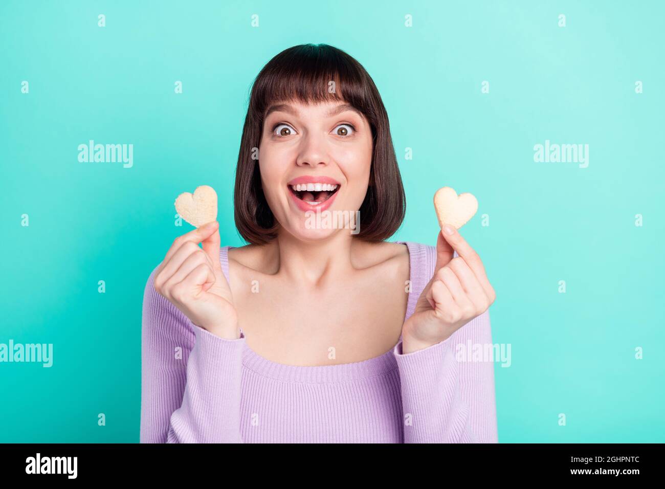 Small hears hi-res stock photography and images - Alamy