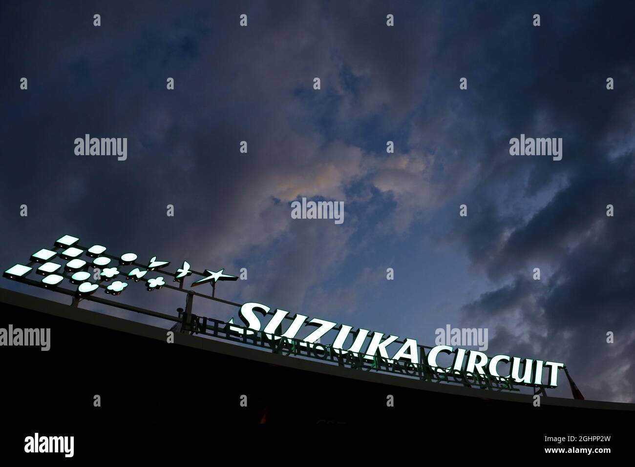 Formula 1 suzuka circuit hi-res stock photography and images - Alamy