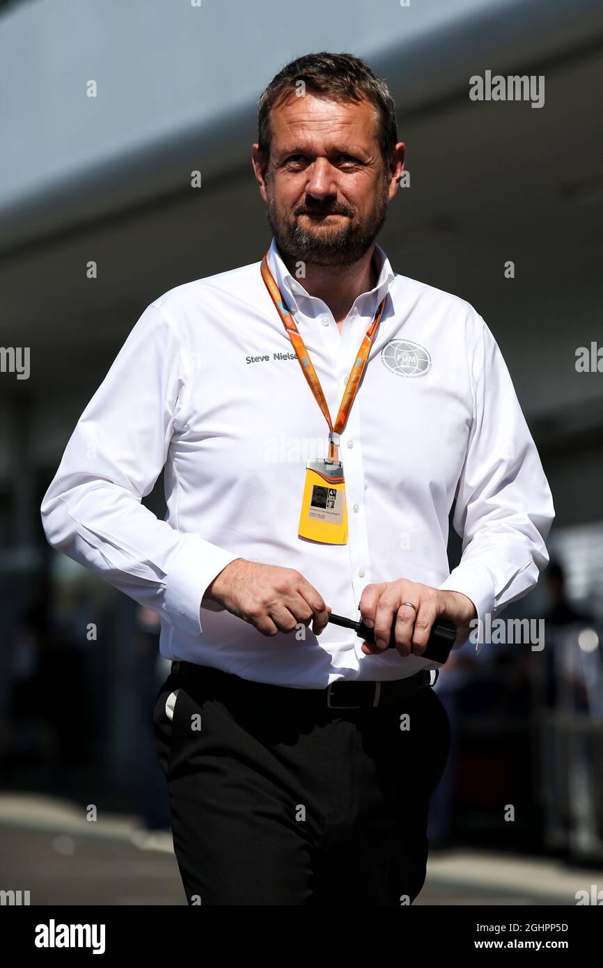 Fom sporting director hi-res stock photography and images - Alamy