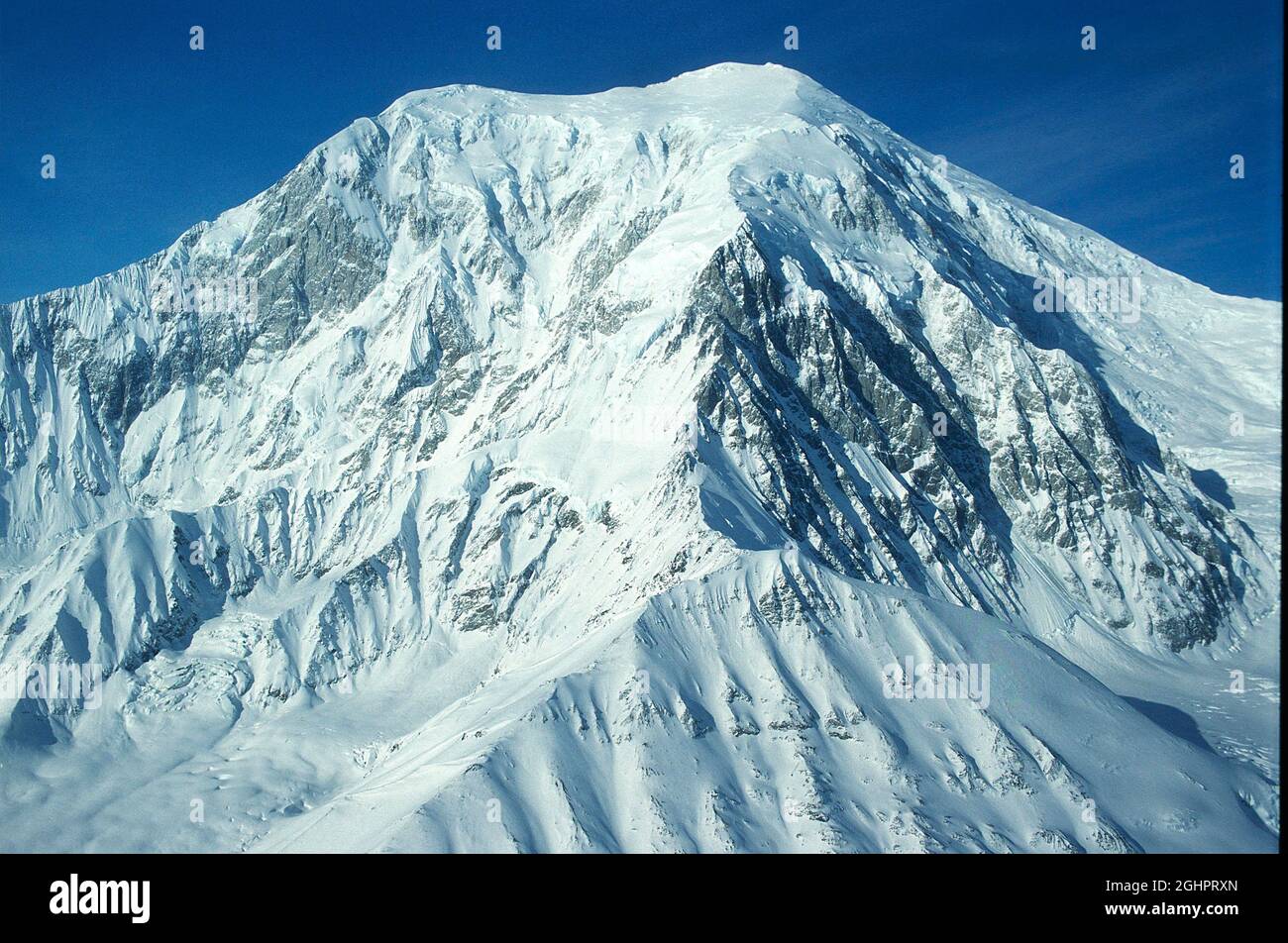 Mount Denali with 6190 meters highest mountain in North America, Alaska ...