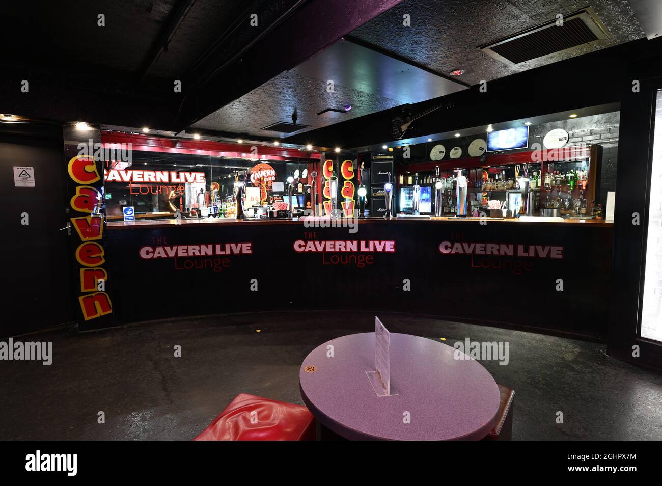 Inside cavern club hi-res stock photography and images - Alamy