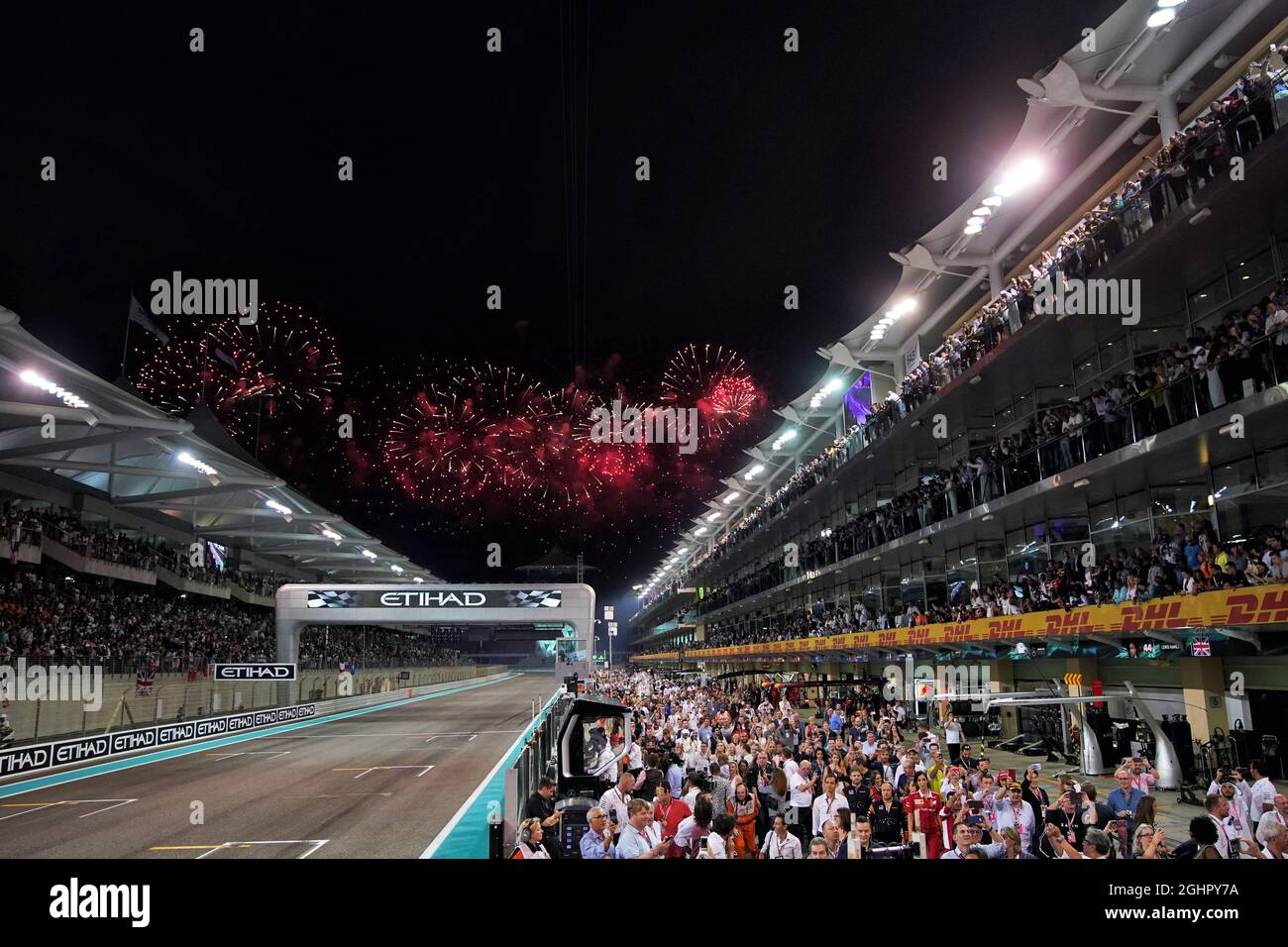 Abu dhabi f1 fireworks hi-res stock photography and images - Alamy