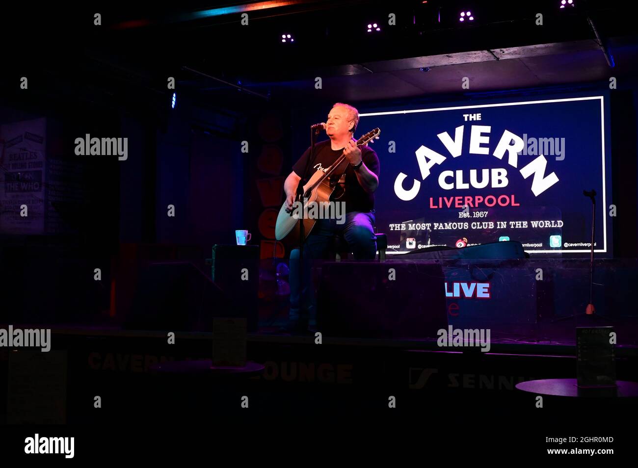 Live cavern hi-res stock photography and images - Alamy