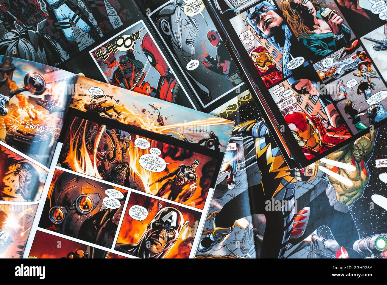 Comics book page background Stock Photo - Alamy