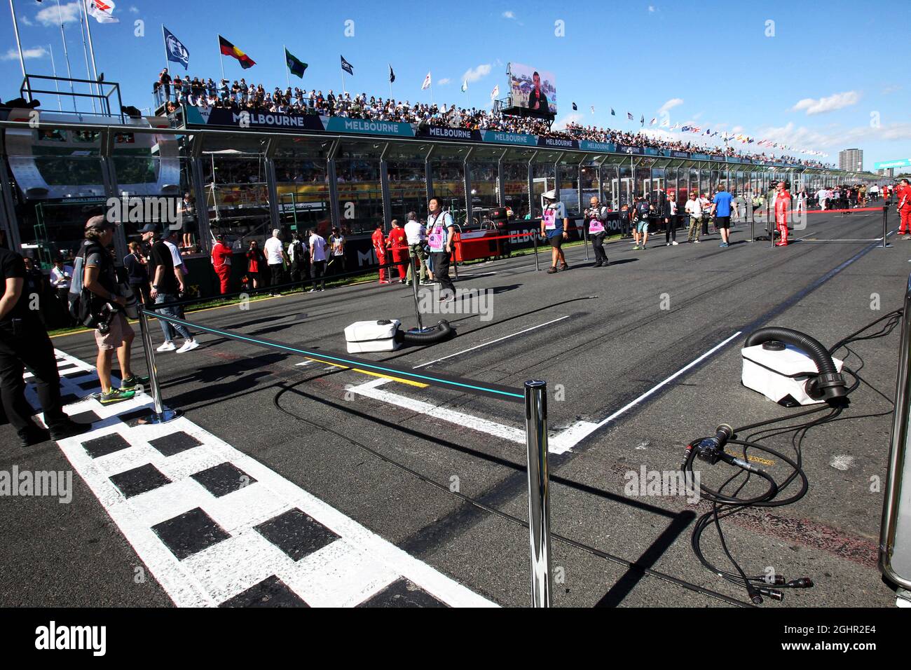 Grid girls australian grand prix albert park hi-res stock photography ...