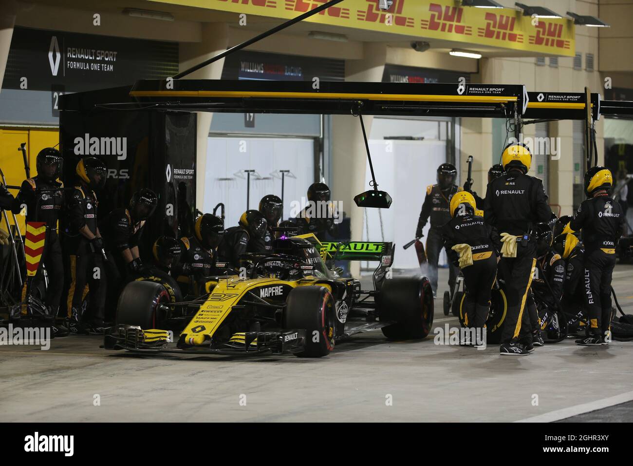 Renault sport f1 team rs18 makes a pit stop hi-res stock photography ...