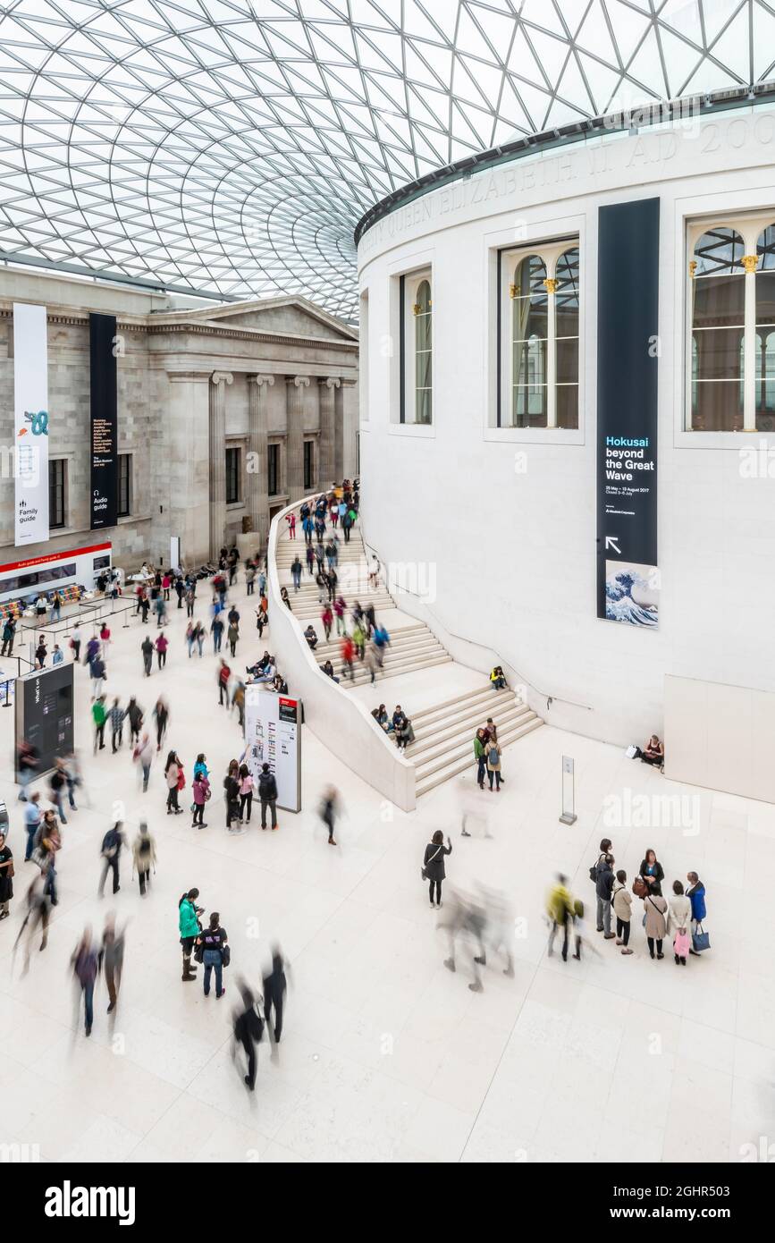 Great Court, courtyard with modern domed roof, steel and glass ...