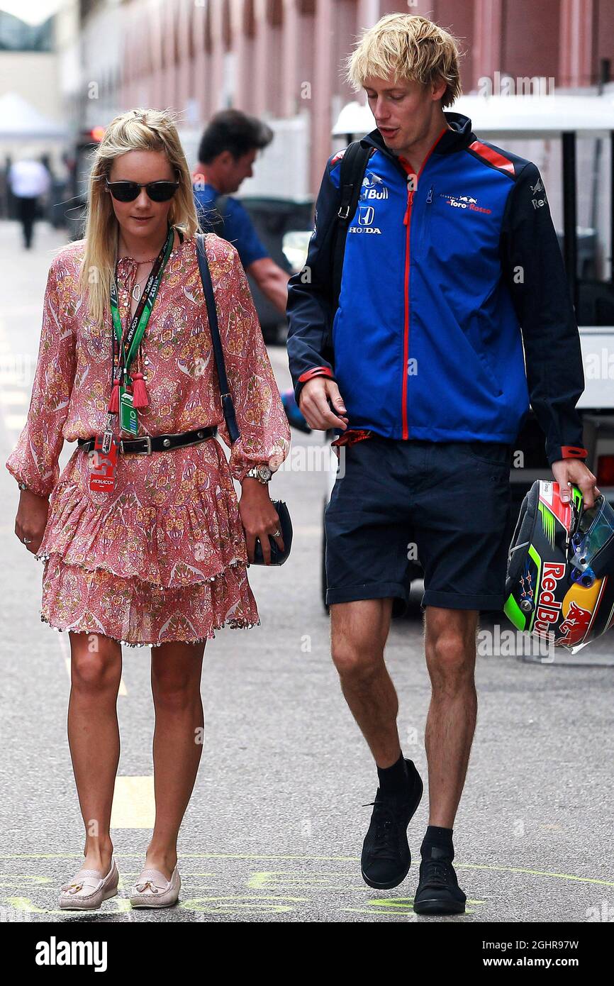 Brendon Hartley (NZL) Scuderia Toro Rosso with his wife Sarah Hartley ...