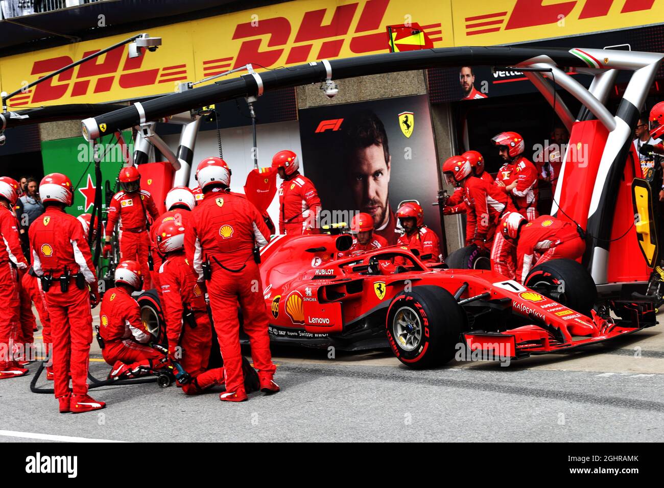 Ferrari sf71h makes a pit stop hi-res stock photography and images - Alamy