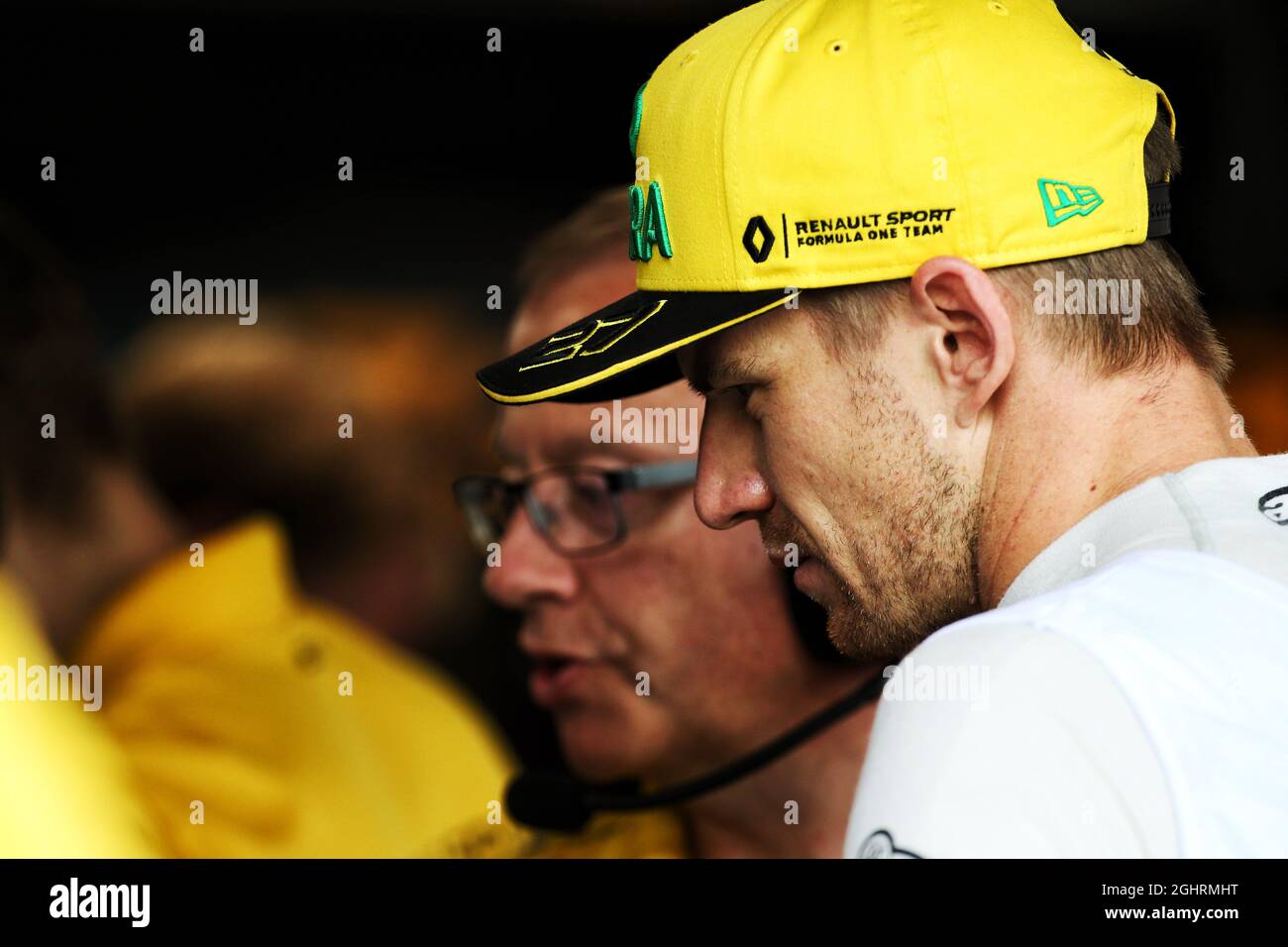 Renault sport f1 team race engineer hi-res stock photography and images ...