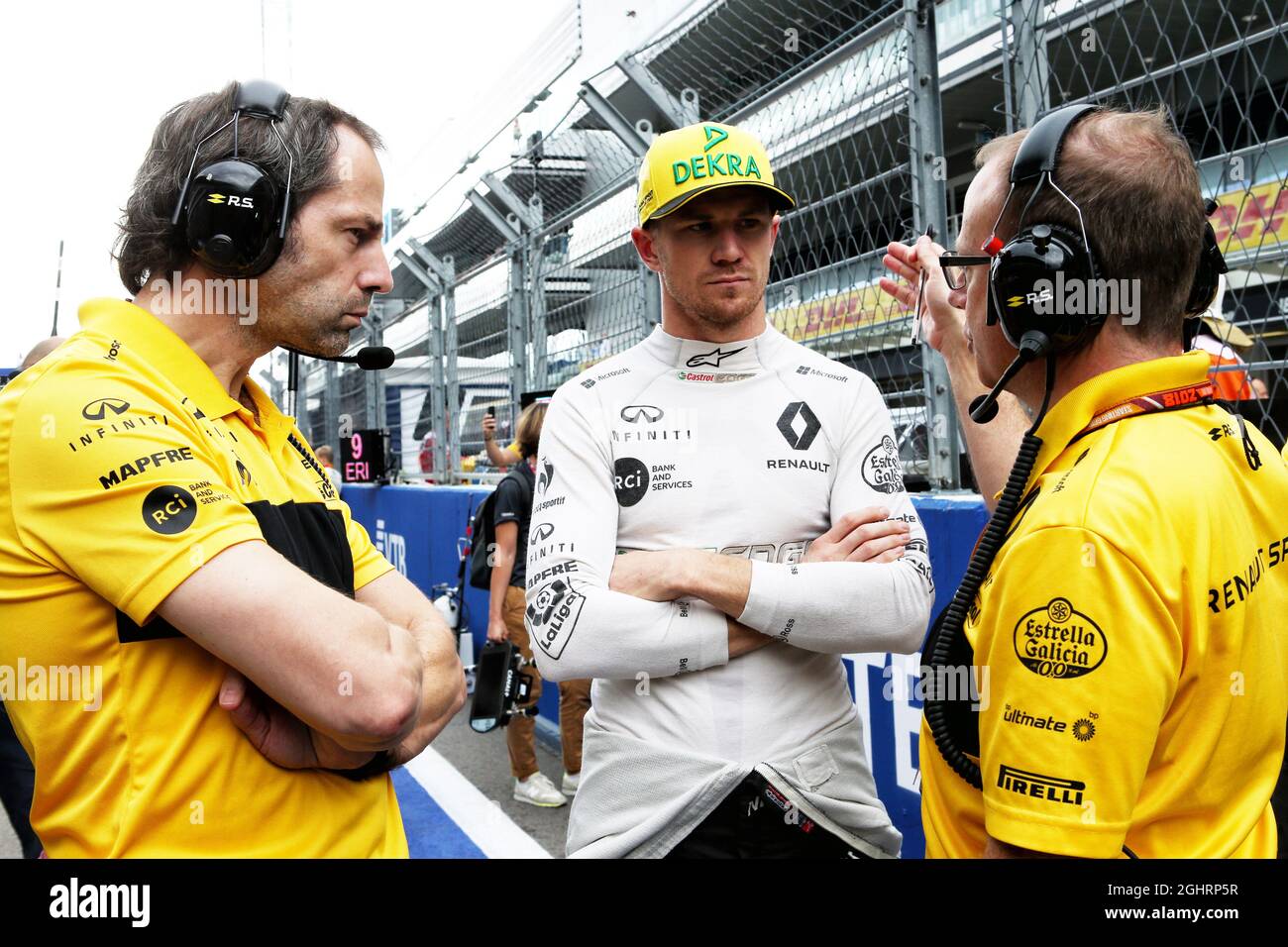 Renault f1 team chief race engineer mark slade hi-res stock photography ...